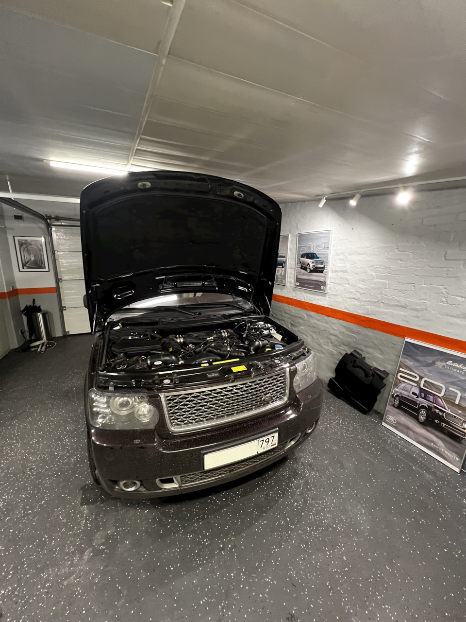 Бесконечная течь масла и ТО… — Land Rover Range Rover (3G), 4,4 л, 2011 ...