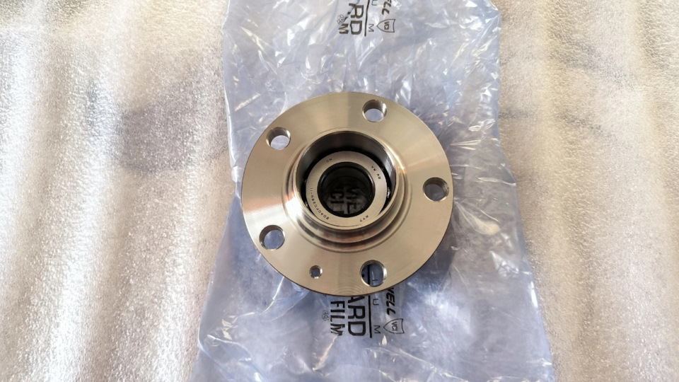 139. Задняя ступица — Volkswagen Polo Sedan, 1,6 л, 2014 года ...