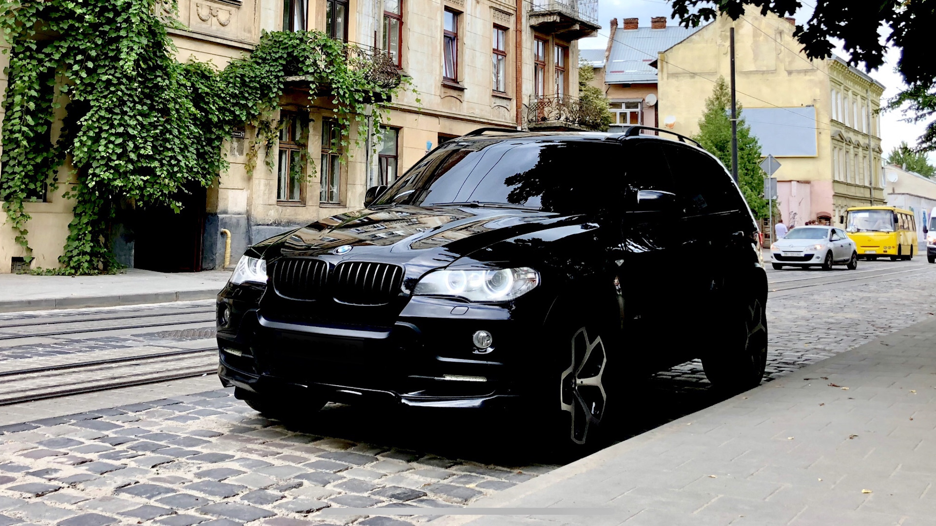 BMW X5 (E70) 4.8 бензиновый 2008 | Black on Black на DRIVE2