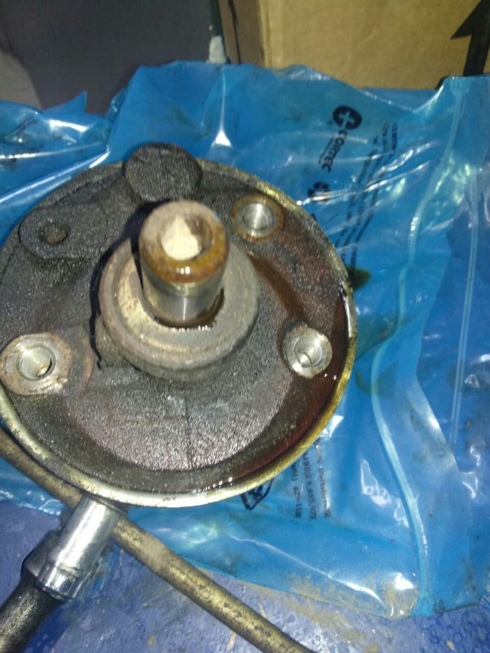 Отремонтировали Chinook — Chevrolet Express (GMT600), 5,7 л, 1998 года ...