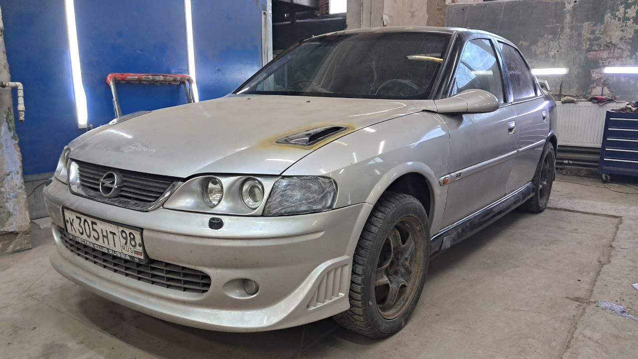 Opel Vectra B 2.5 бензиновый 1999 | i500 (1 из 349 шт) STW на DRIVE2
