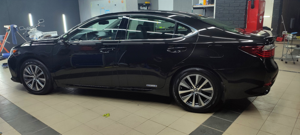 Полирово4ка ) — Lexus ES 300h (XV60), 2,5 л, 2012 года | другое | DRIVE2