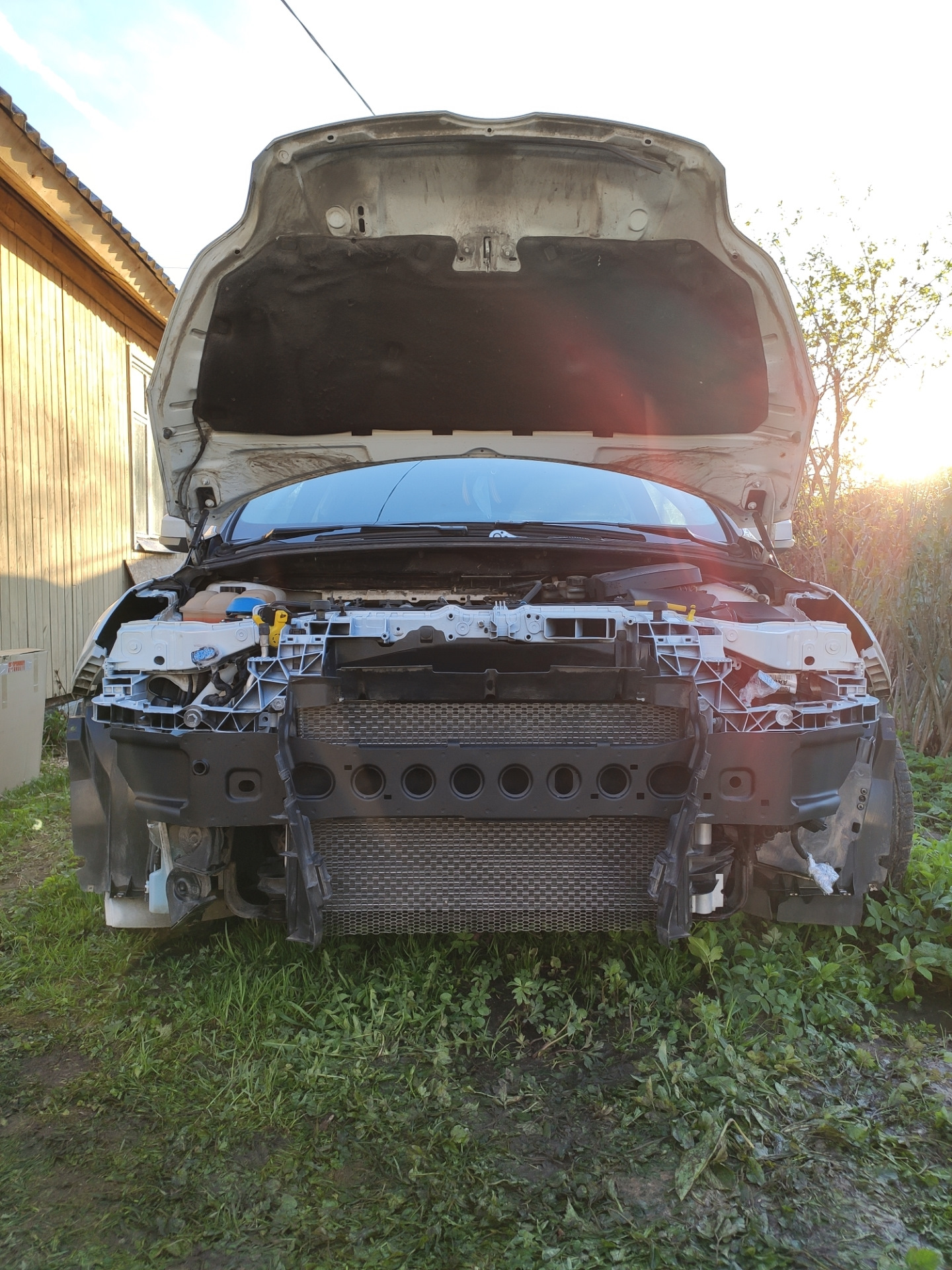 Замена радиатора кондиционера =) — Ford Focus Hatchback III, 1,6 л ...