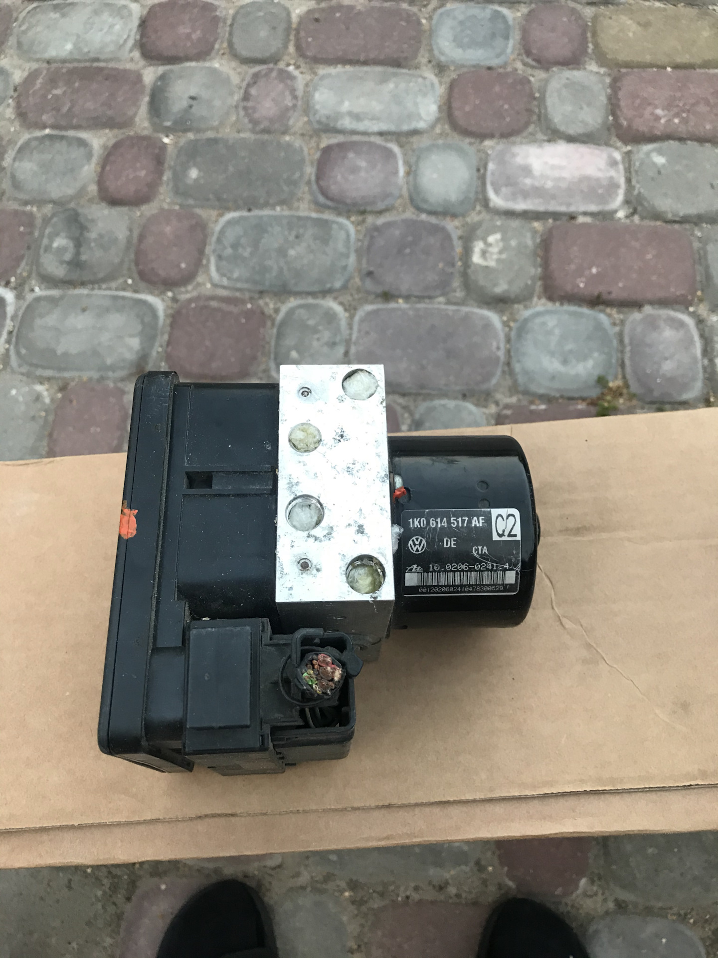 ABS — Volkswagen Golf GTI Mk5, 2 л, 2007 года | визит на сервис | DRIVE2