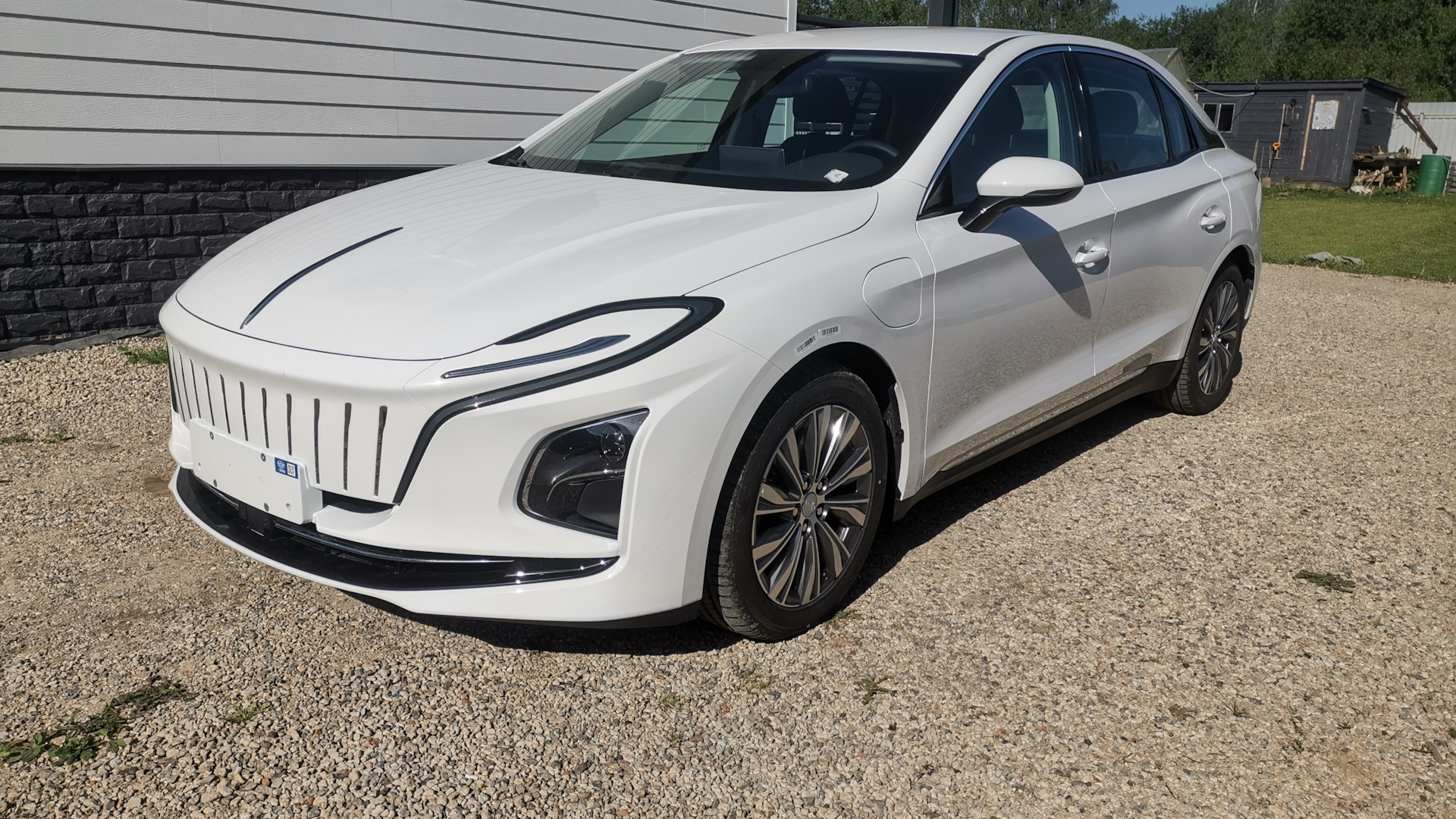 Hongqi E-QM5 электрический 2024 | на DRIVE2