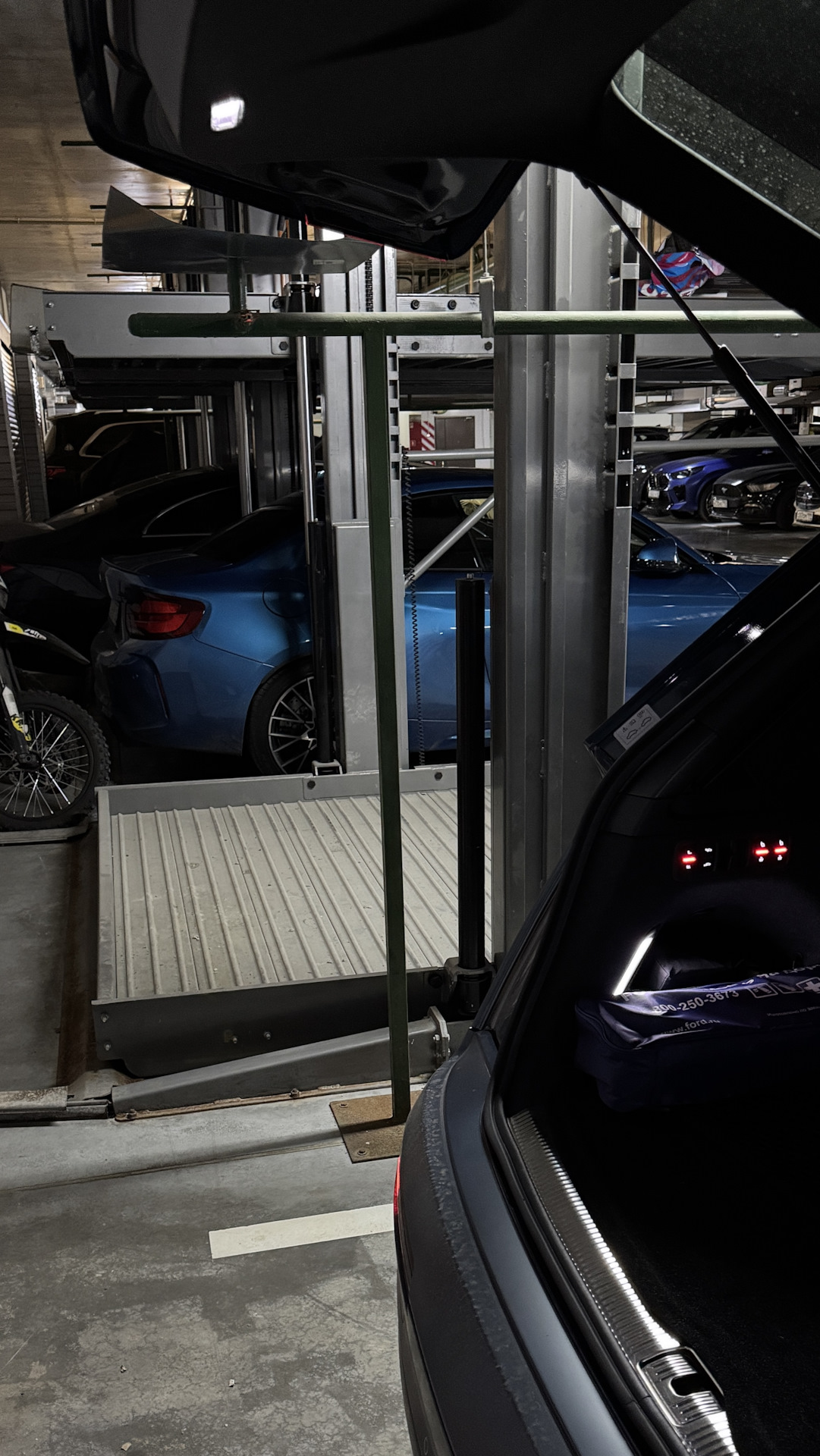 Свет в багажнике — Audi Q7 (2G), 3 л, 2019 года | электроника | DRIVE2