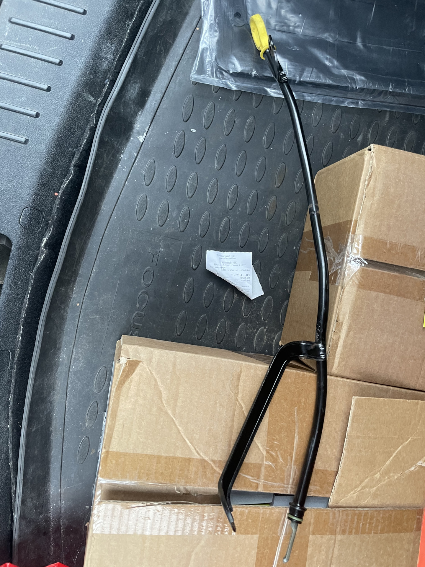 направляющая масляного щупа — Ford Focus II Hatchback, 1,8 л., 2008 ...