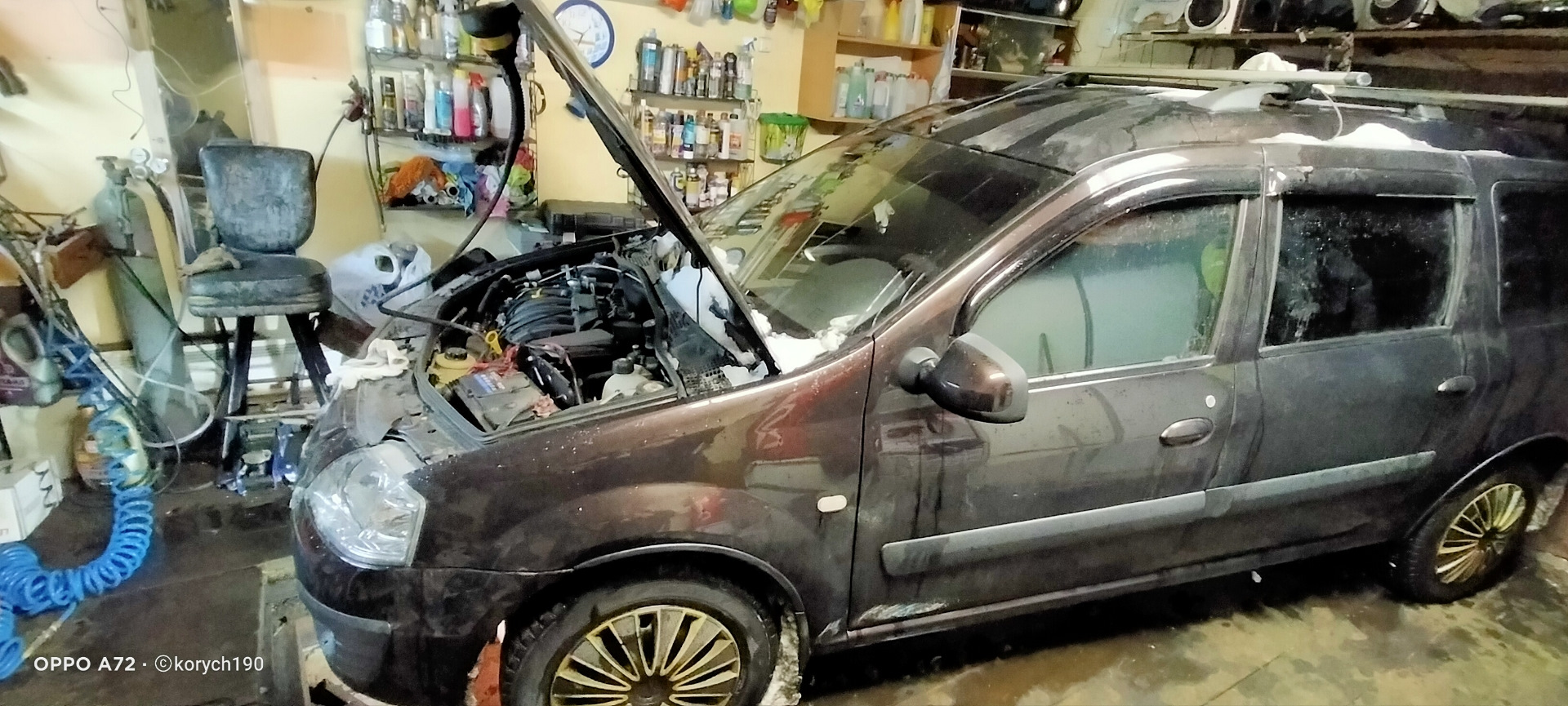 Замена масла в МКПП и двигателе — Lada Ларгус, 1,6 л, 2014 года ...