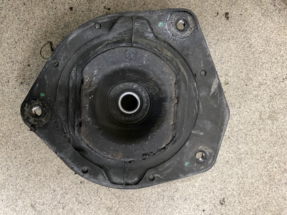 Трубка ЕГР. Замена. — Renault Megane II, 1,5 л, 2007 года | поломка ...