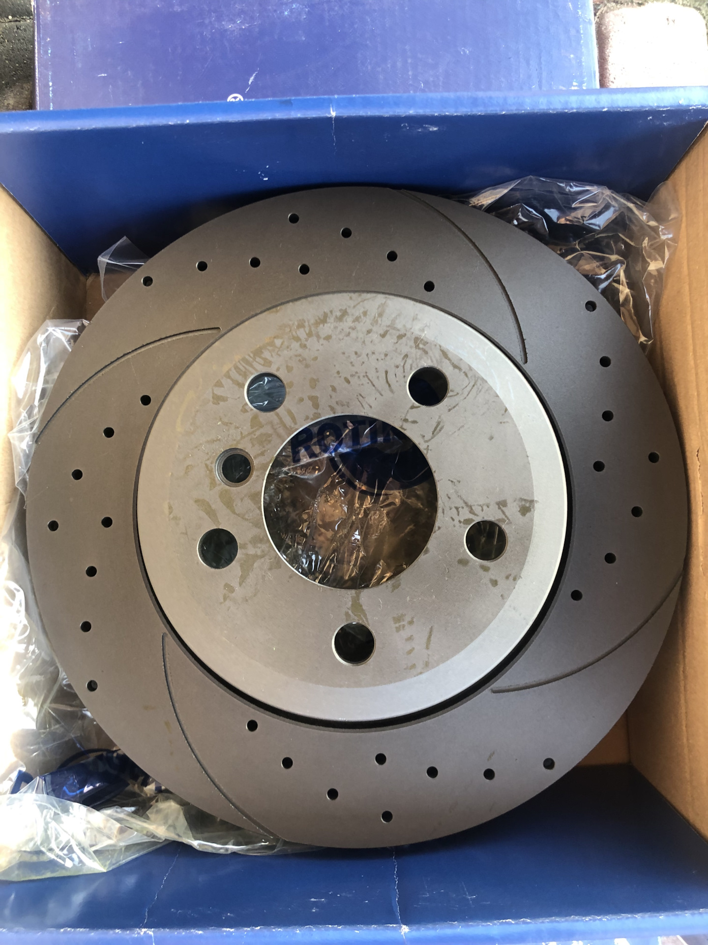 Замена тормозов — BMW X3 (E83), 3 л, 2004 года | визит на сервис | DRIVE2