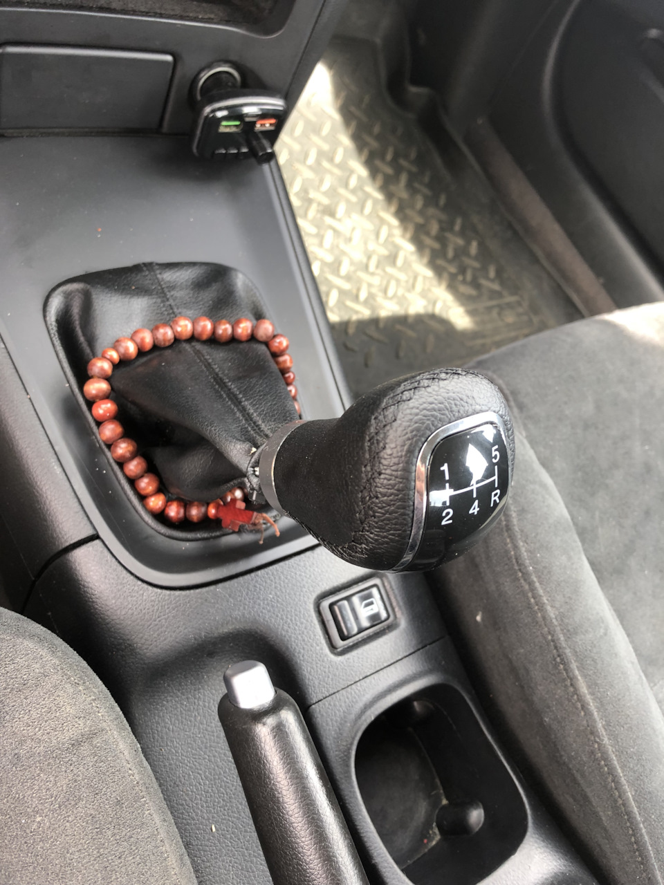 Замена ручки кпп — Nissan Primera (P12), 1,8 л, 2004 года | аксессуары ...