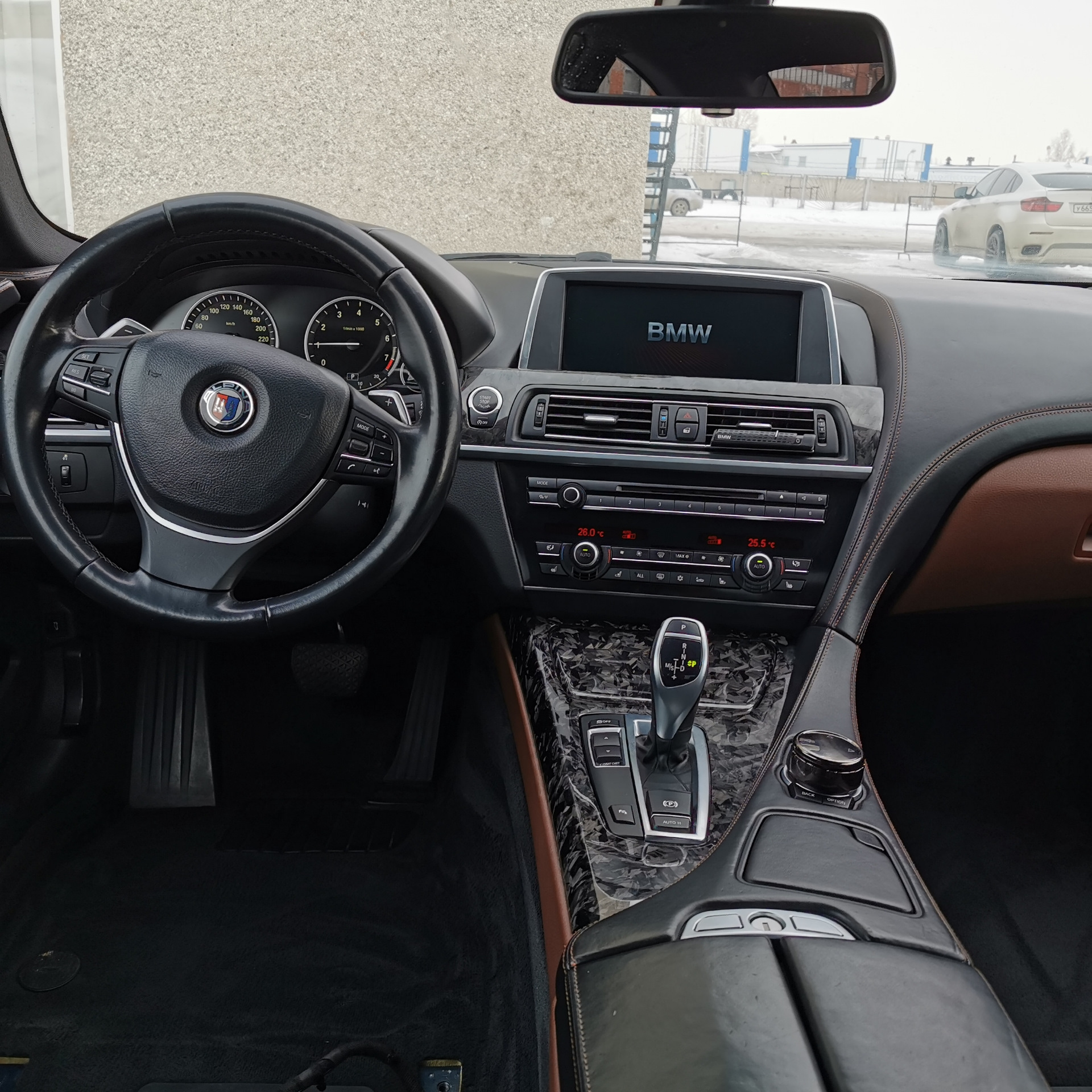 Кованный карбон в салон, детейлинг. — BMW 6 series (F13), 3 л, 2011 ...