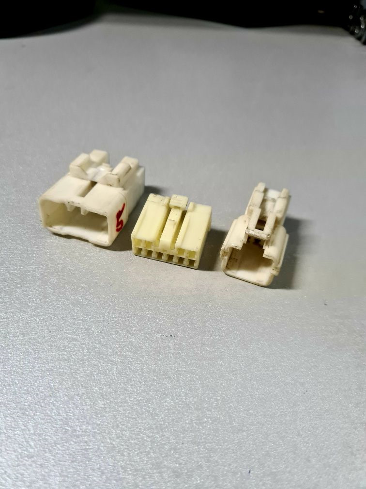 Габаритная антенна в бампер (установка) — Toyota Camry Gracia, 2,2 л ...