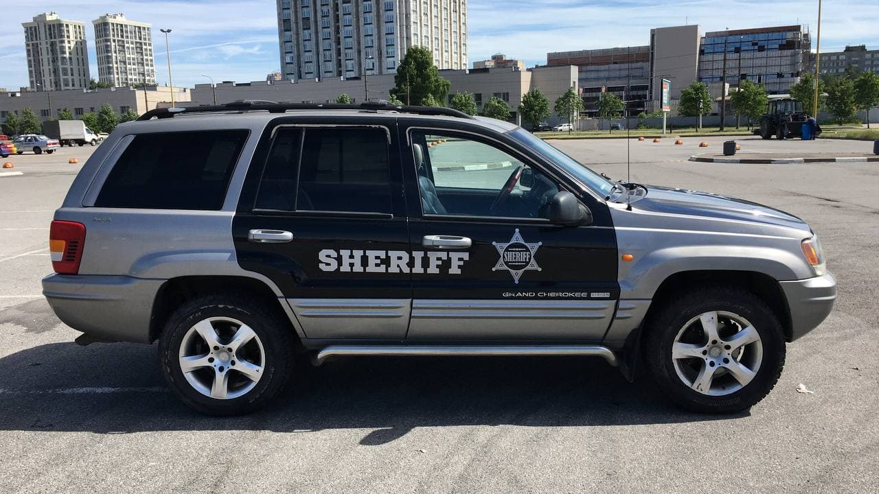 Jeep Grand Cherokee (WJ) 4.7 бензиновый 2001 | SHERIFF на DRIVE2