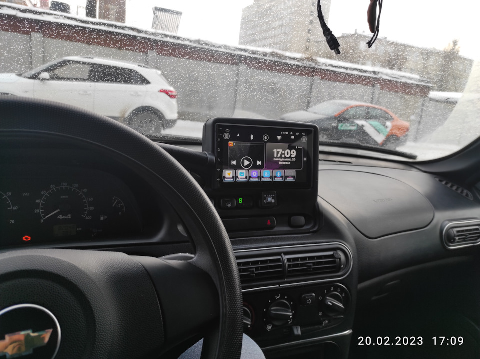 Андроид мультимедиа в рамку от тревел — Chevrolet Niva GLX, 1,7 л, 2018 ...