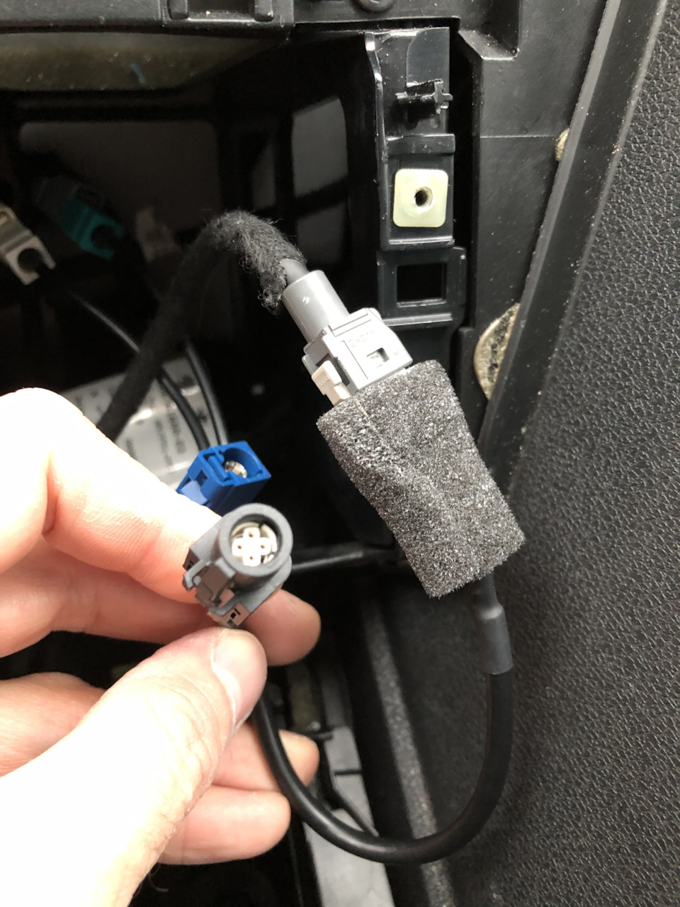 Установка мультимедиа NAC в DS5 — Citroen DS5, 2 л, 2012 года | своими ...