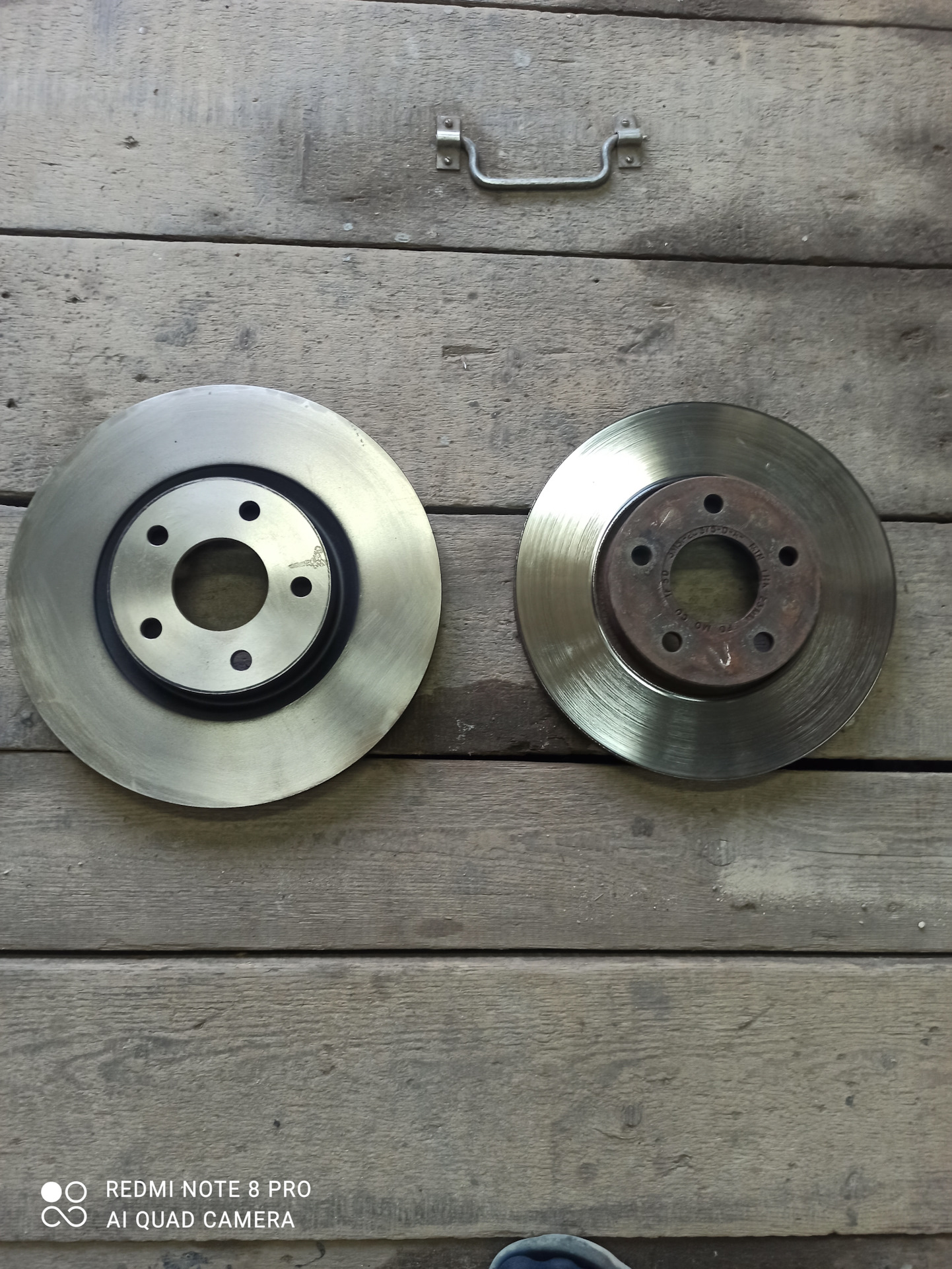 Замена тормозных дисков с 280 на 300 мм — Ford Focus Hatchback II, 1,8 ...