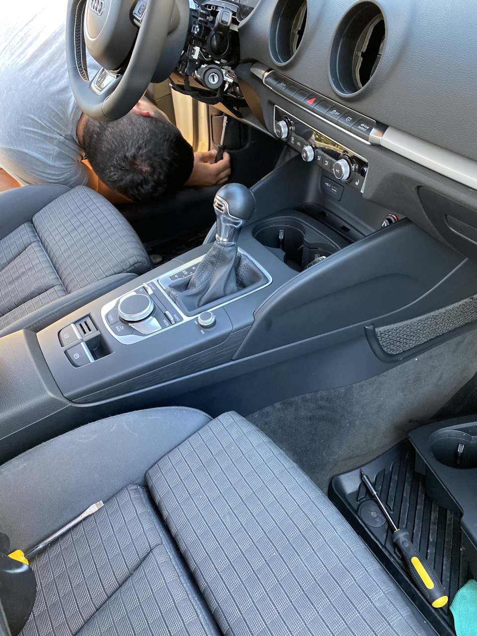 Замена холодильника на климат) — Audi A3 (8V), 1,4 л, 2013 года ...