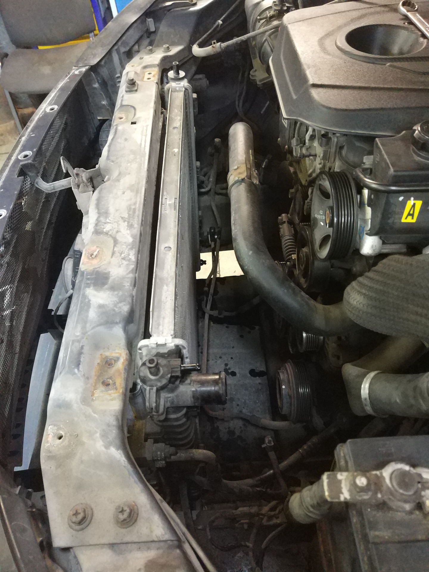 Замена Шкифа каленвала и сальника.(Ставик).(202т.км) — SsangYong Stavic ...