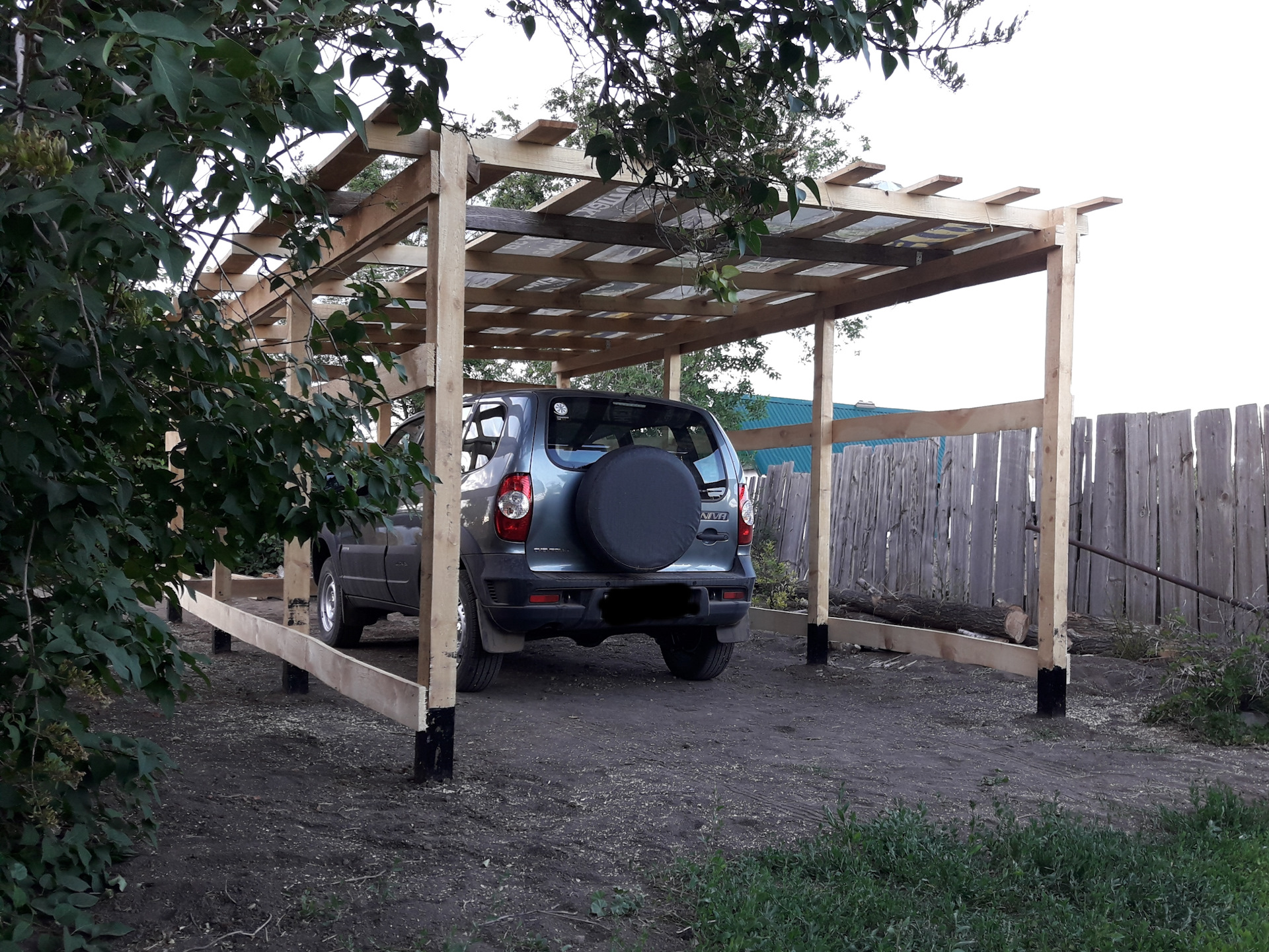 Дачный домик для машины v.2 — Chevrolet Niva GLX, 1,7 л, 2018 года ...