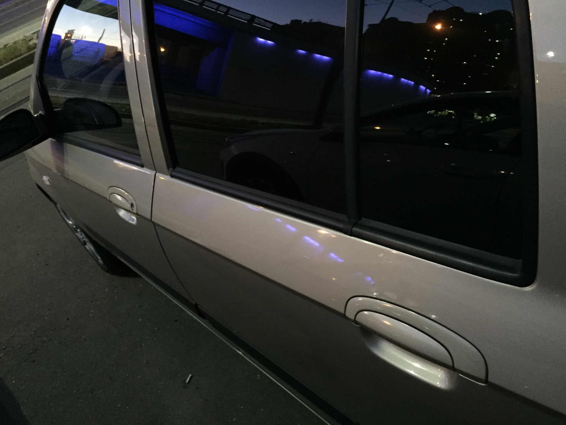 Модинги стёкл дверей — Hyundai Getz, 1,4 л, 2008 года | расходники | DRIVE2