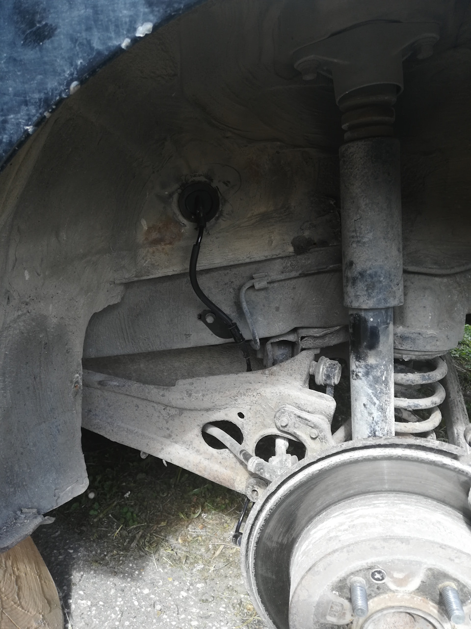 543023532R Амортизатор пер RENAULT | Запчасти на DRIVE2