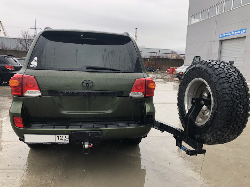 Ч.2 Кронштейн запасного колеса РИФ + силовые пороги РИФ + перенос ...