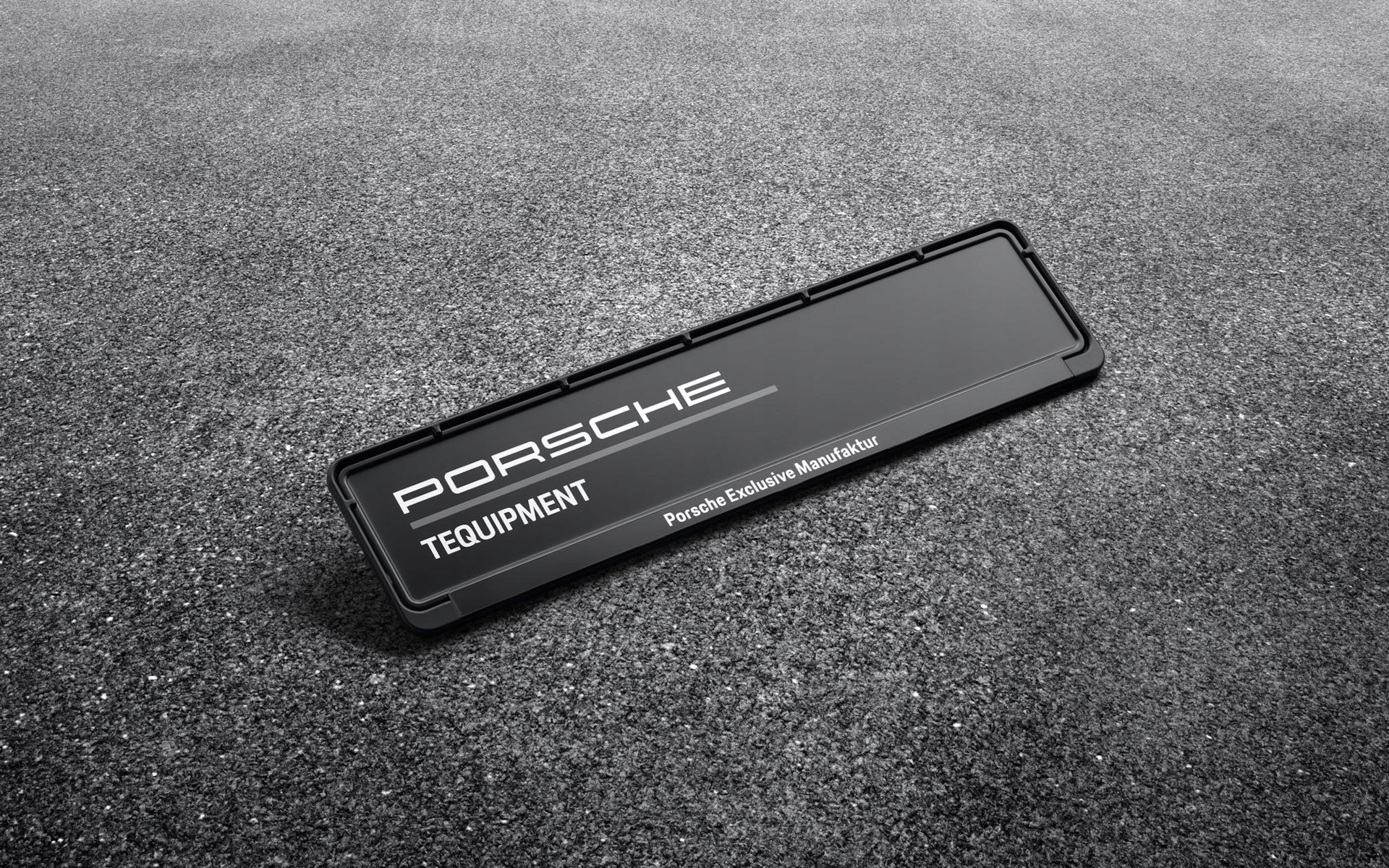 Оригинальная рамка под номер PORSCHE License Plate Holder — Porsche ...