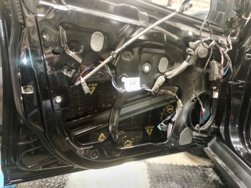 Музыка SONY, ACM чешка, шумоизоляция — Ford Focus Hatchback III, 1,6 л ...