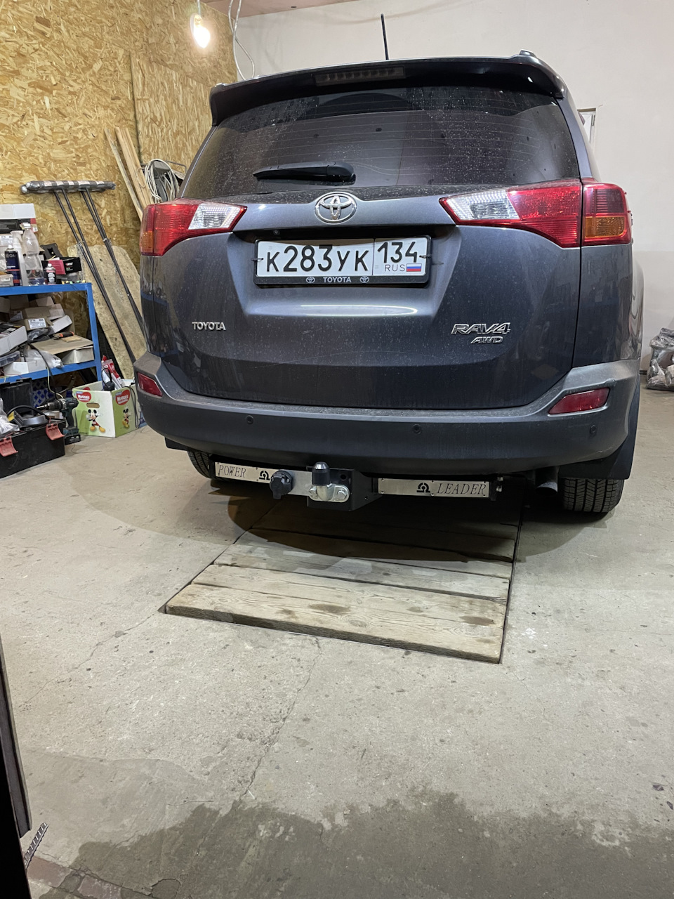 Фаркоп — Toyota RAV4 (IV), 2,2 л, 2013 года | аксессуары | DRIVE2