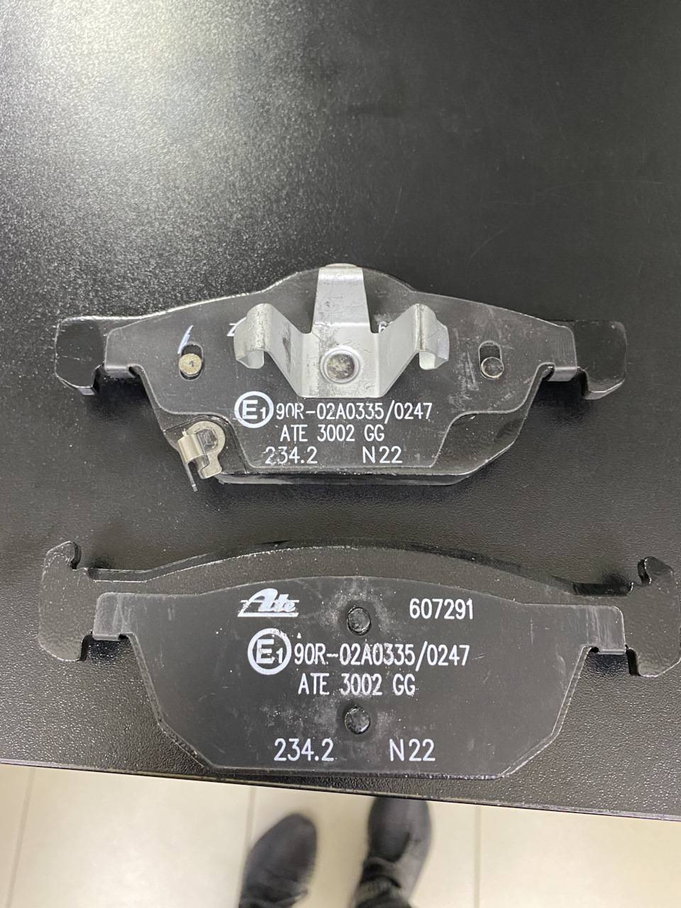 607291 Крышка картера распредвала GM | Запчасти на DRIVE2