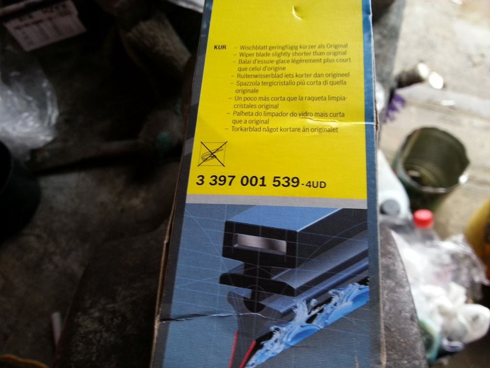 179.Замена резинок стеклоочистителя. — BMW 5 series (E39), 2,5 л, 1997 ...