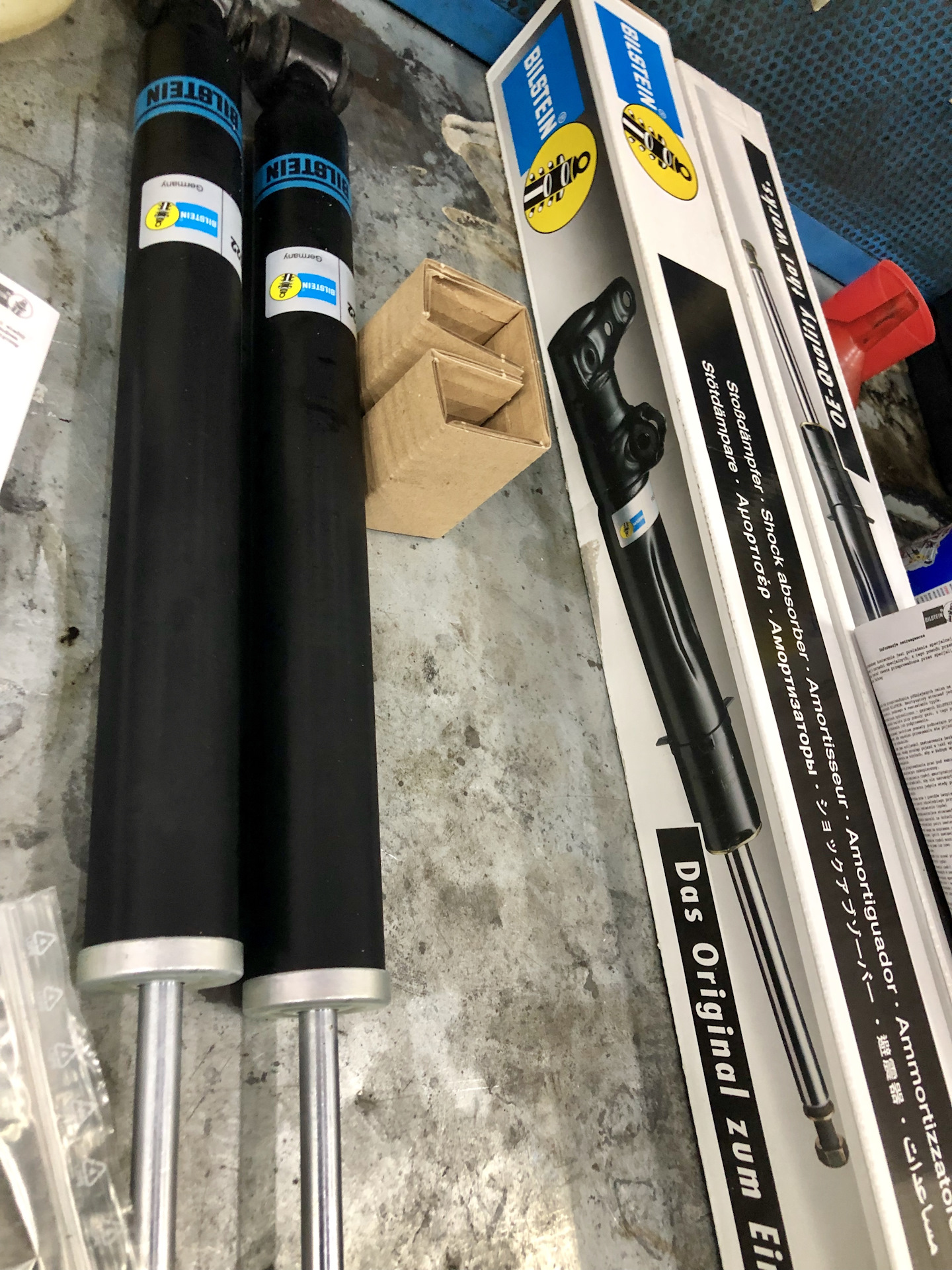 ТО и Bilstein — Mercedes-Benz C-Class (W204), 6,2 л, 2017 года ...