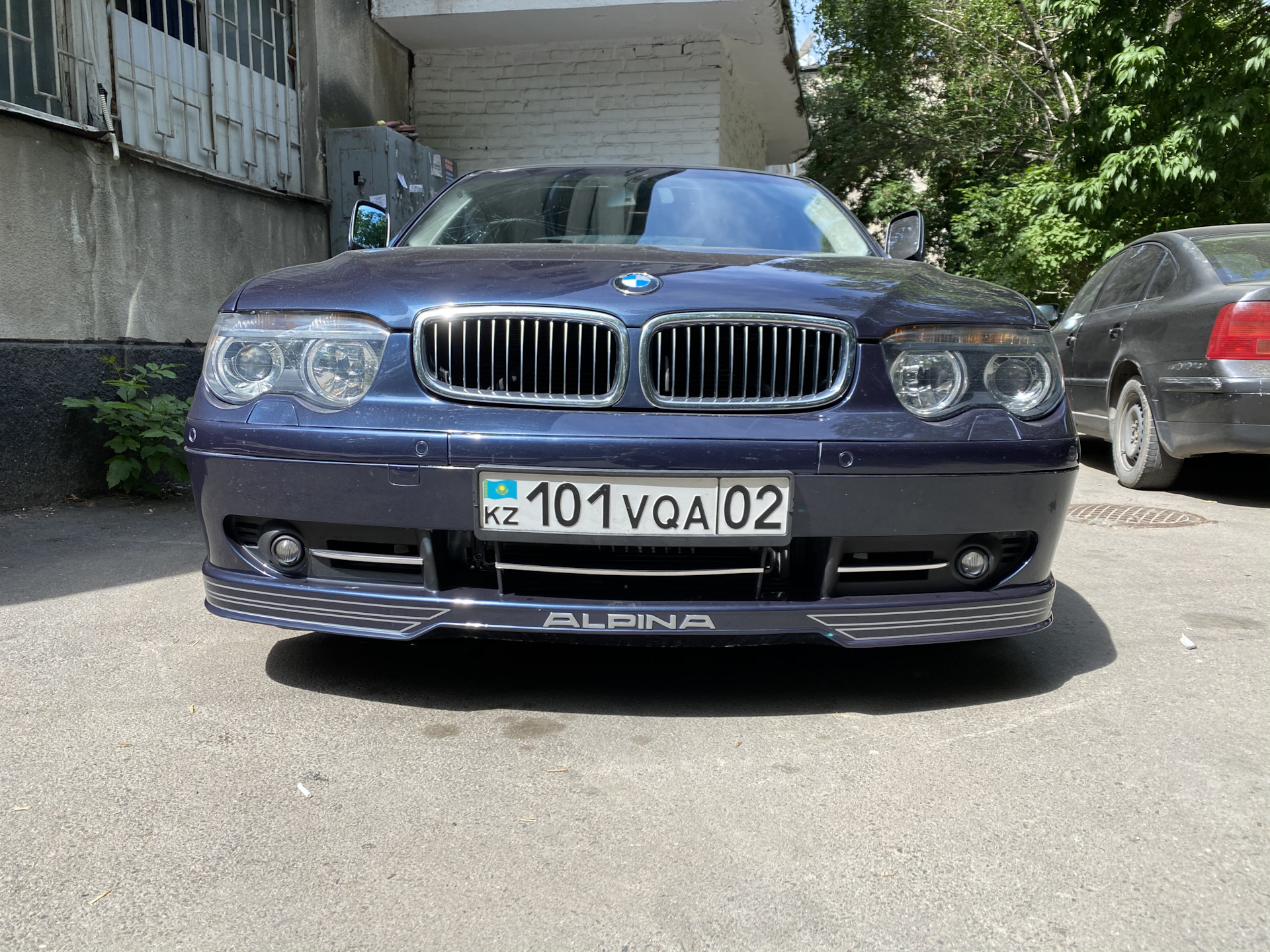 Бюджетная Alpina :) — BMW 7 series (E65/E66), 3,6 л., 2002 года ...