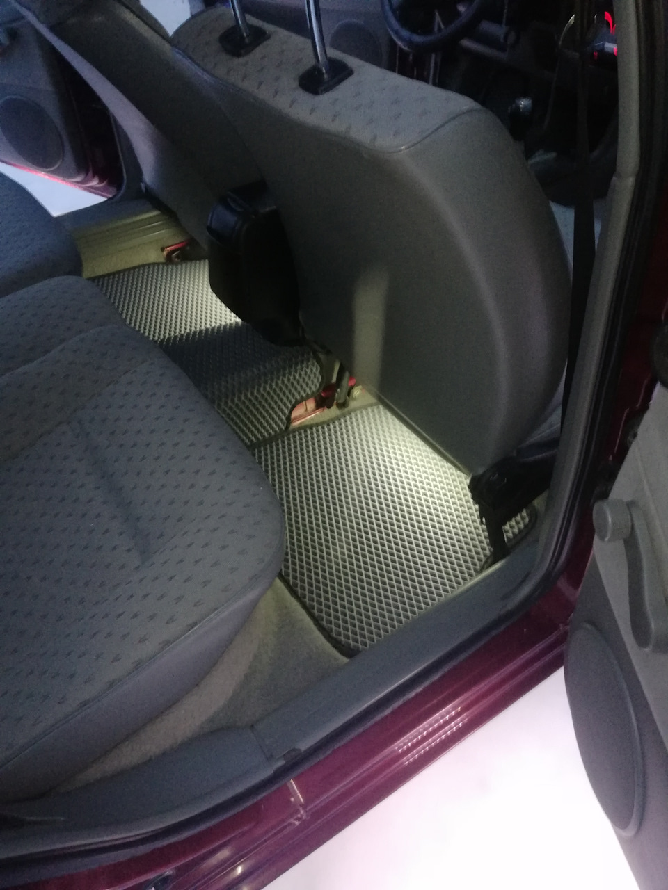 Куплю фары передние, в хорошем состоянии — Mercedes-Benz E-class (W210 ...