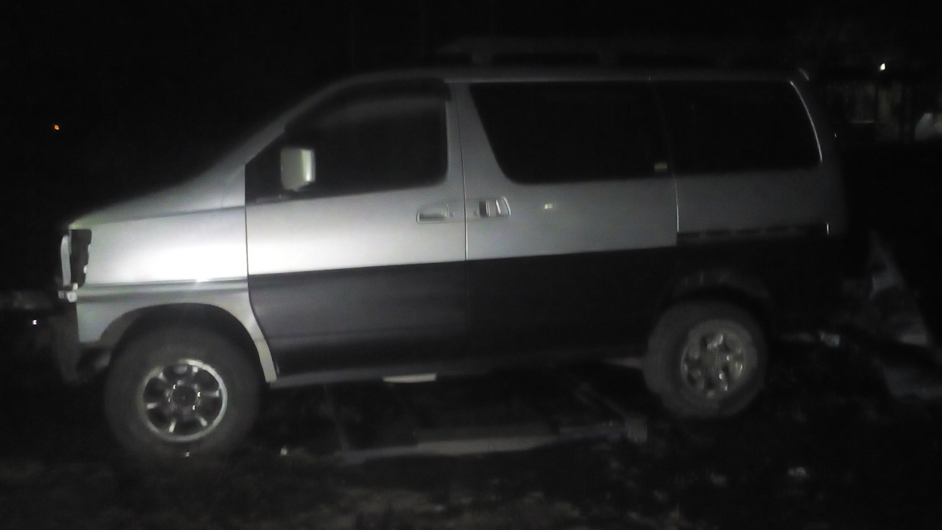 Поднимаю машинку. — Nissan Elgrand (E50), 3,2 л, 1997 года | тюнинг | DRIVE2