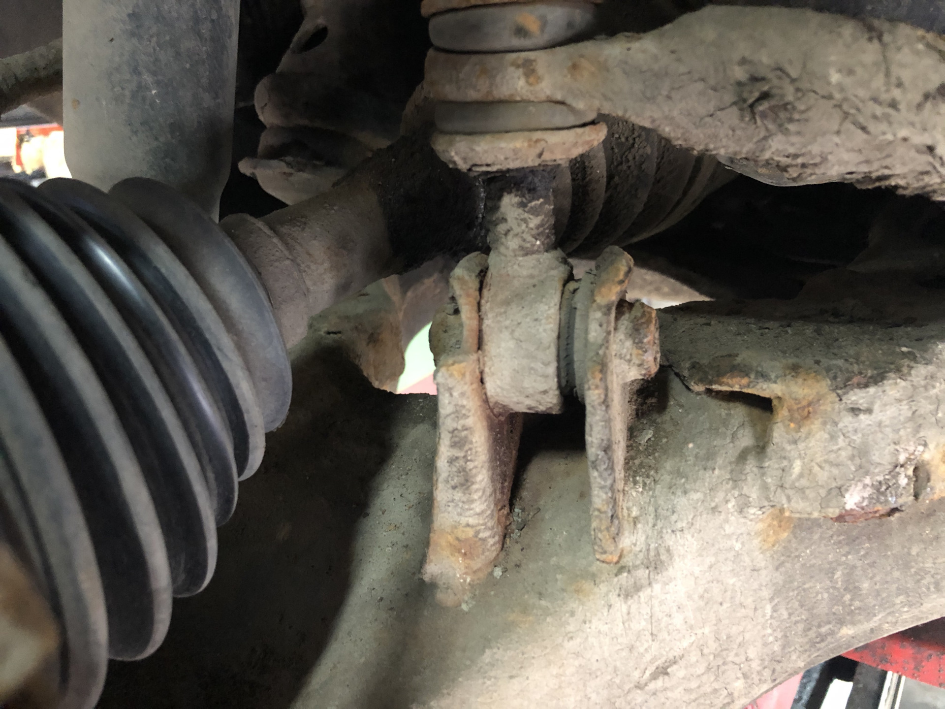 Замена ступичных подшипников. — Toyota Land Cruiser 100, 4,7 л, 2005 ...