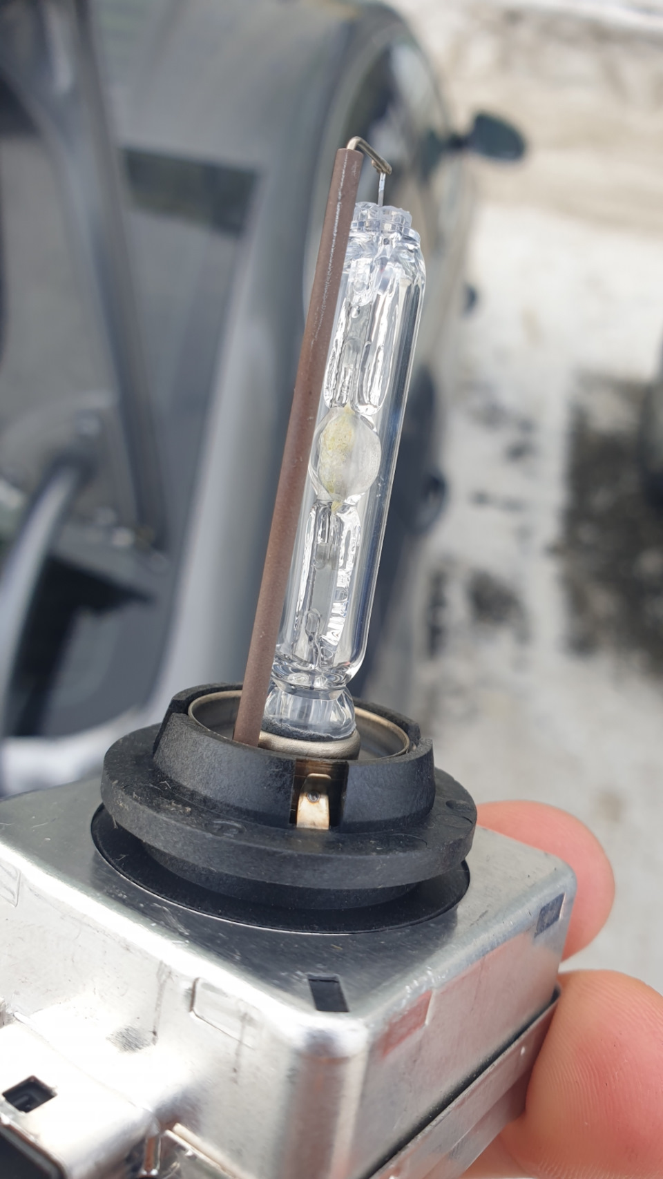 #18 Установка LED ламп d1s — Volkswagen Passat B6, 1,8 л, 2008 года ...