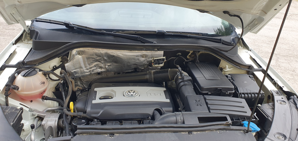 Мойка радиаторов — Volkswagen Tiguan (1G), 2 л, 2016 года | визит на ...