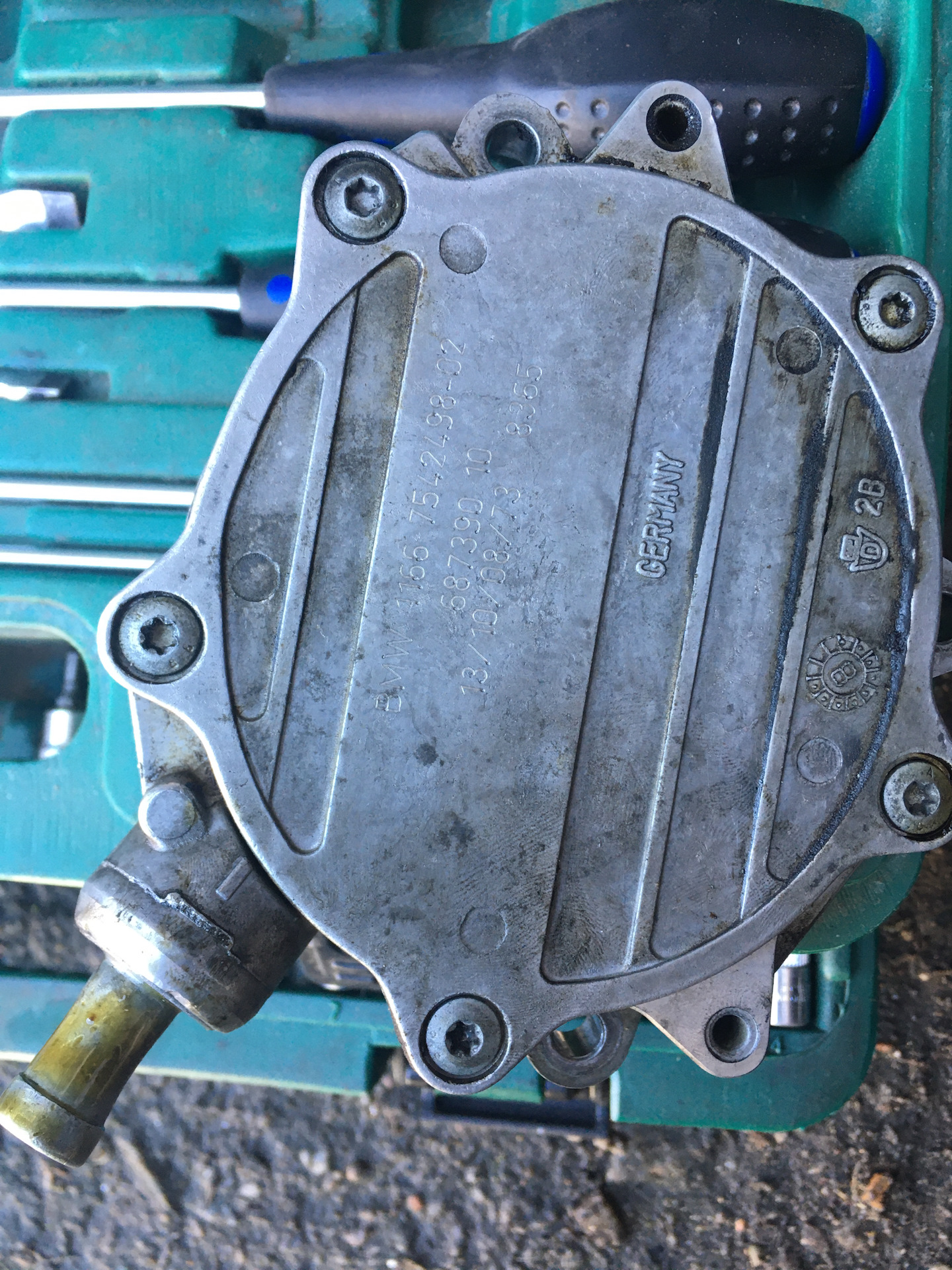 Прокладка вакуумного насоса и профильная — BMW 3 series (E90), 2 л ...