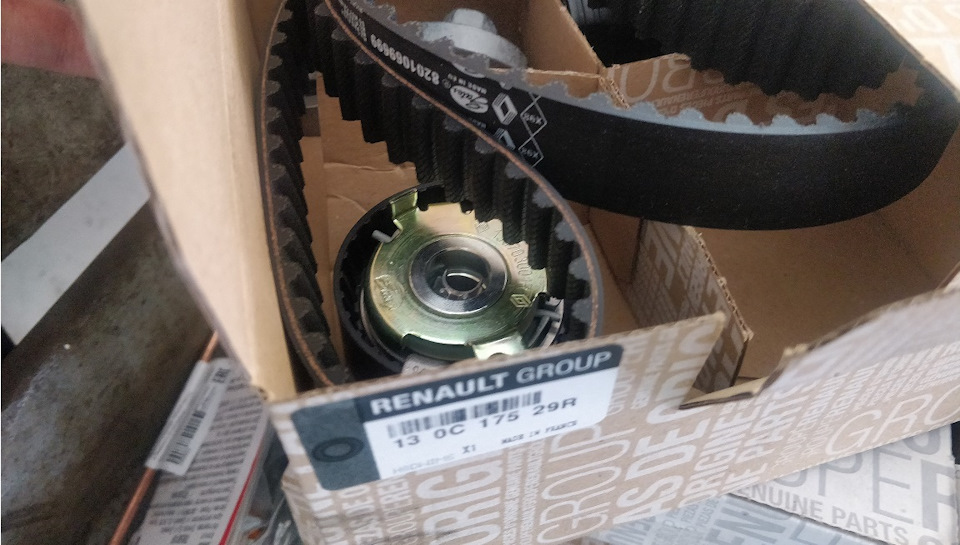 Замена тормозных трубок и плановая замена ремня ГРМ — Renault Megane II ...