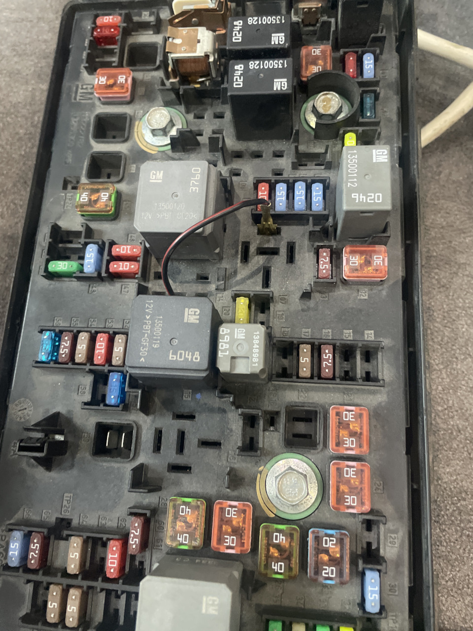 Ребята умоляю помогите, зачем делают перемычку р15 и р7 — Chevrolet ...