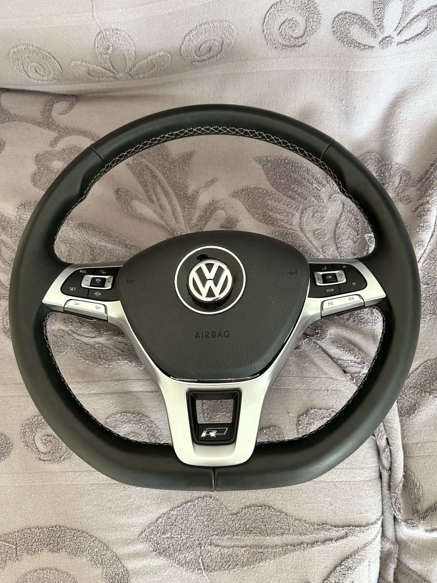 Руль от туарега в поло седан! — Volkswagen Polo Sedan, 1,6 л, 2012 года ...