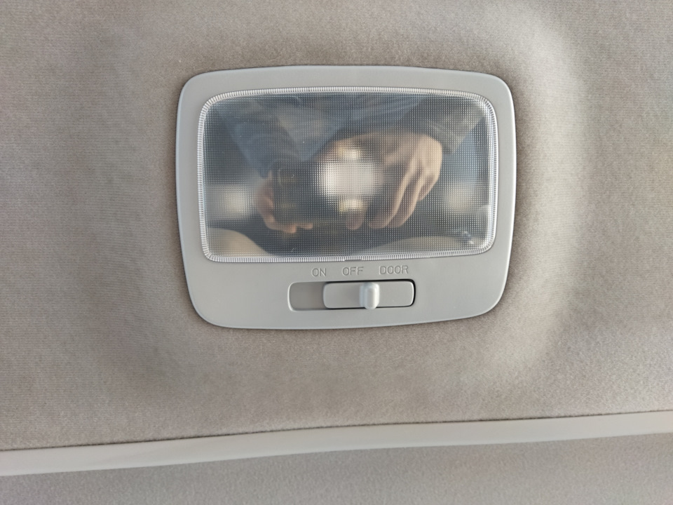 Замена масла и пассажирского фонаря — KIA Sportage (2G), 2 л, 2007 года ...