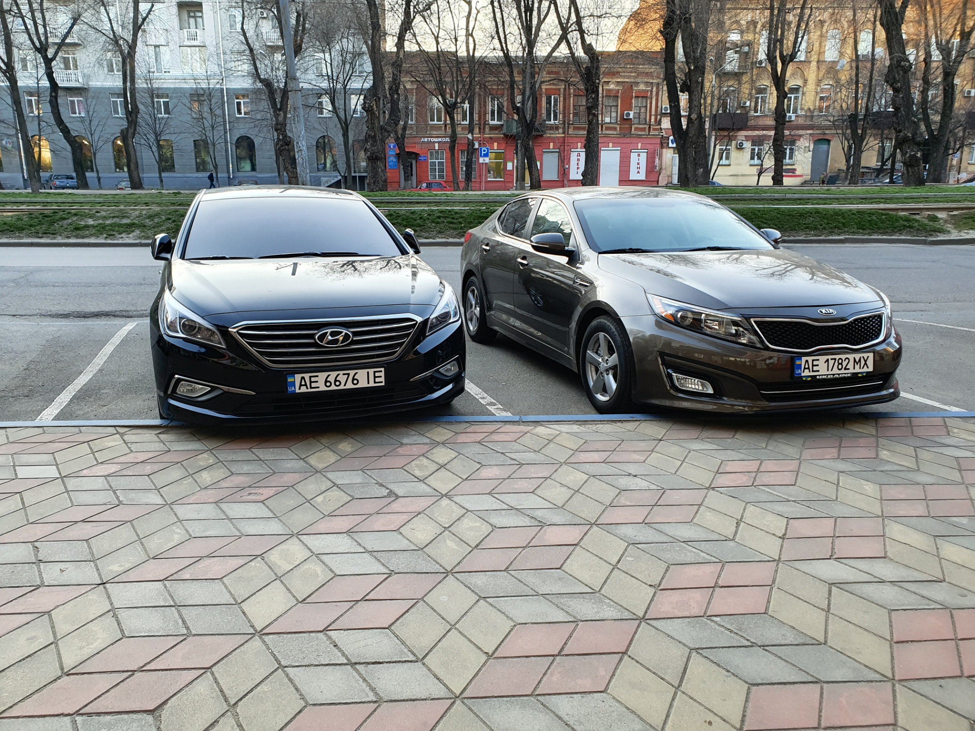 HYUNDAI SONATA LF 2015 vs KIA K5 (2013-2015) — Hyundai Sonata VII (LF), 2 л, 2015 года | просто ...