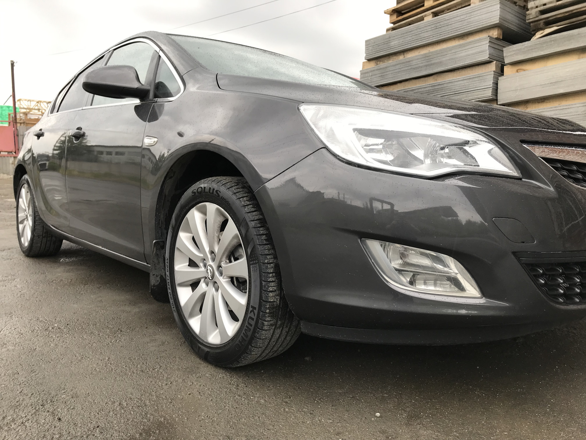 Новый передний бампер Polcar 551107. 122 624 км — Opel Astra J, 1,4 л ...