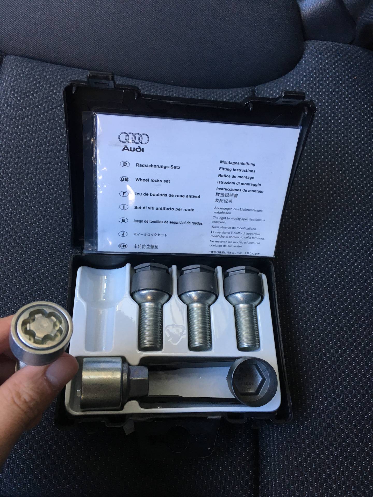 Оригинальные секретки VAG Audi — Audi A3 (8P), 1,6 л, 2006 года ...