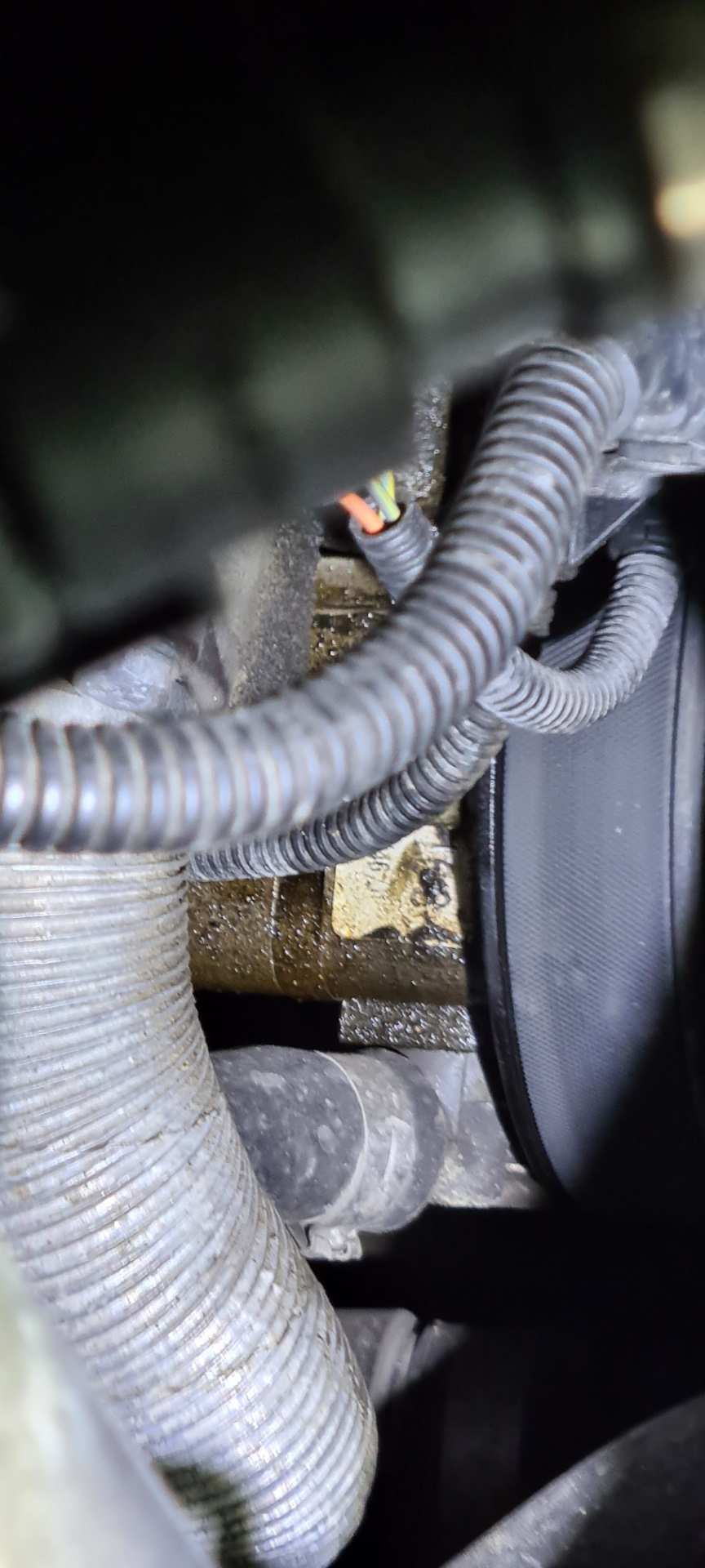 Подтеки на помпе! ошибка p0599 — BMW X1 (E84), 2 л, 2011 года | поломка | DRIVE2