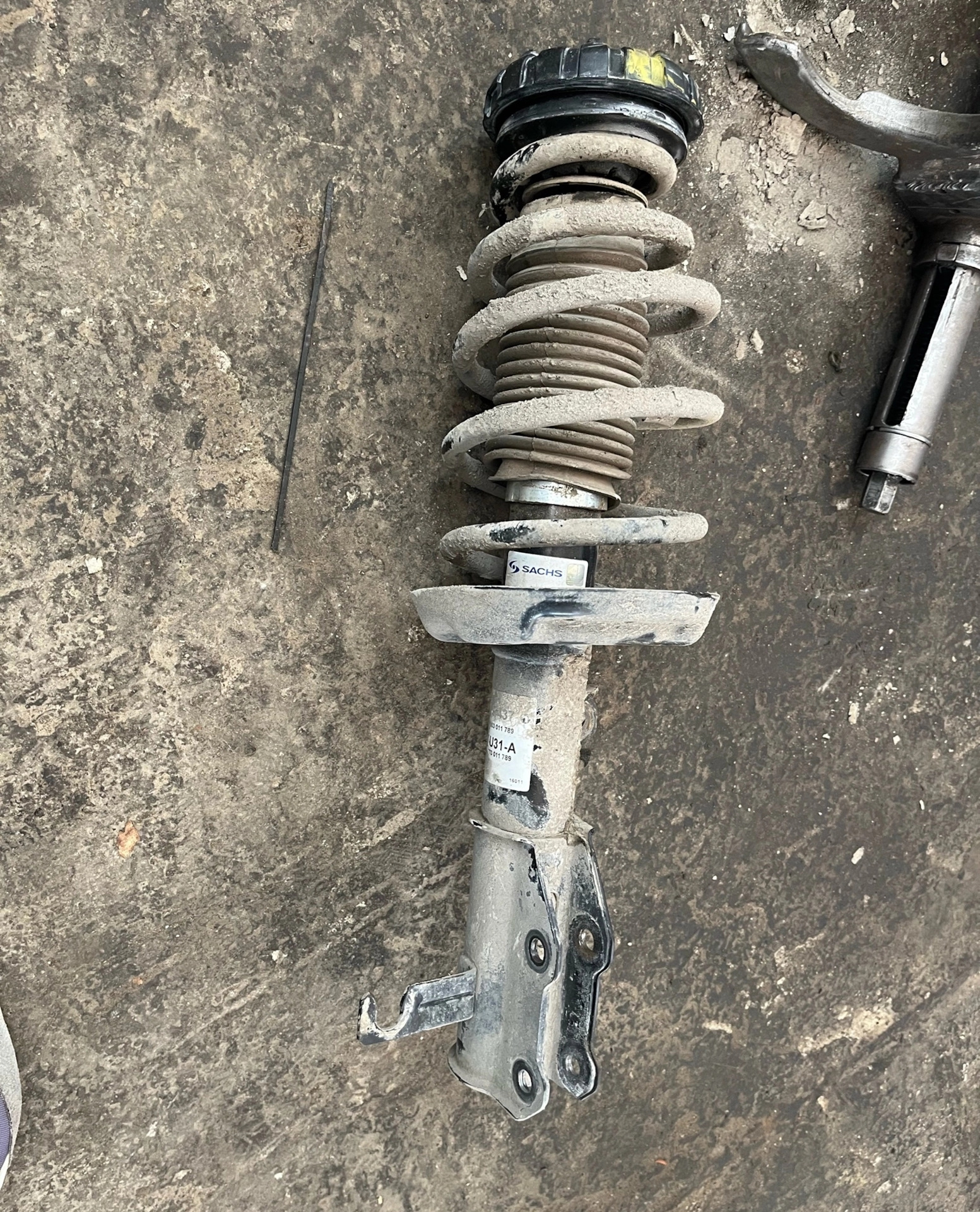 Замена опорников на рестйл — Opel Insignia (1G), 2 л, 2013 года | визит ...