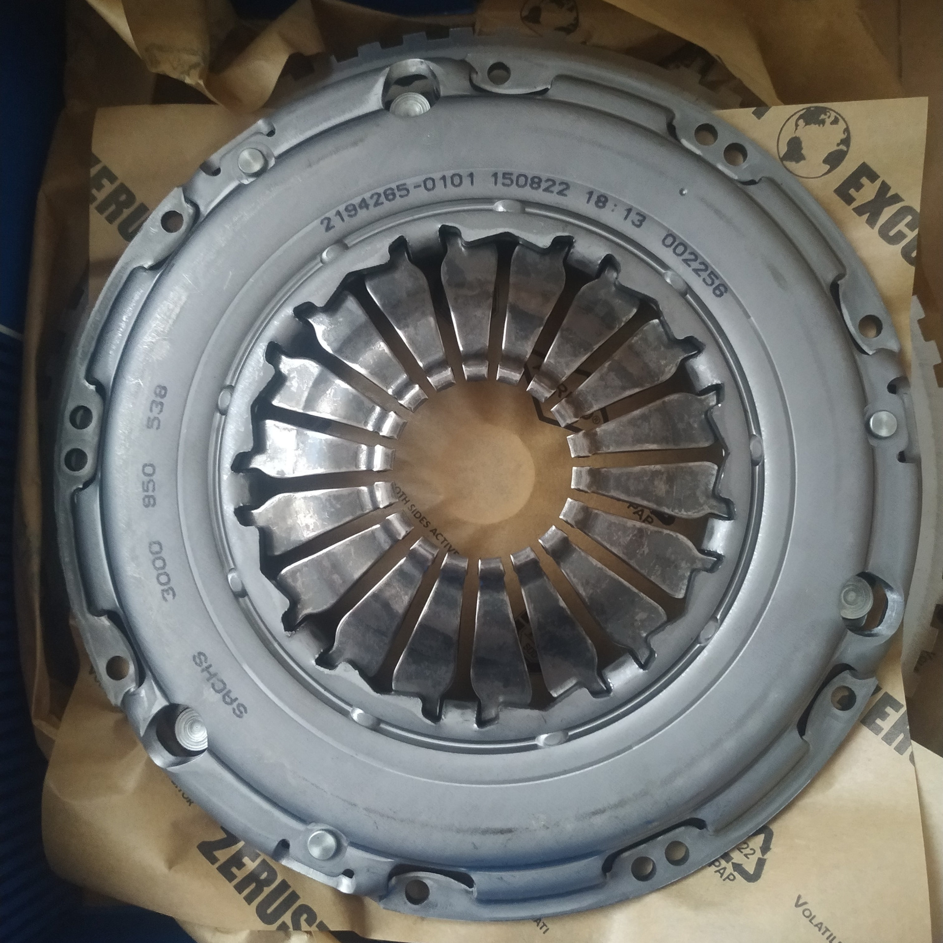 Смотрим комплект сцепления SACHS 2290 601 143 — Renault Grand Scenic ...